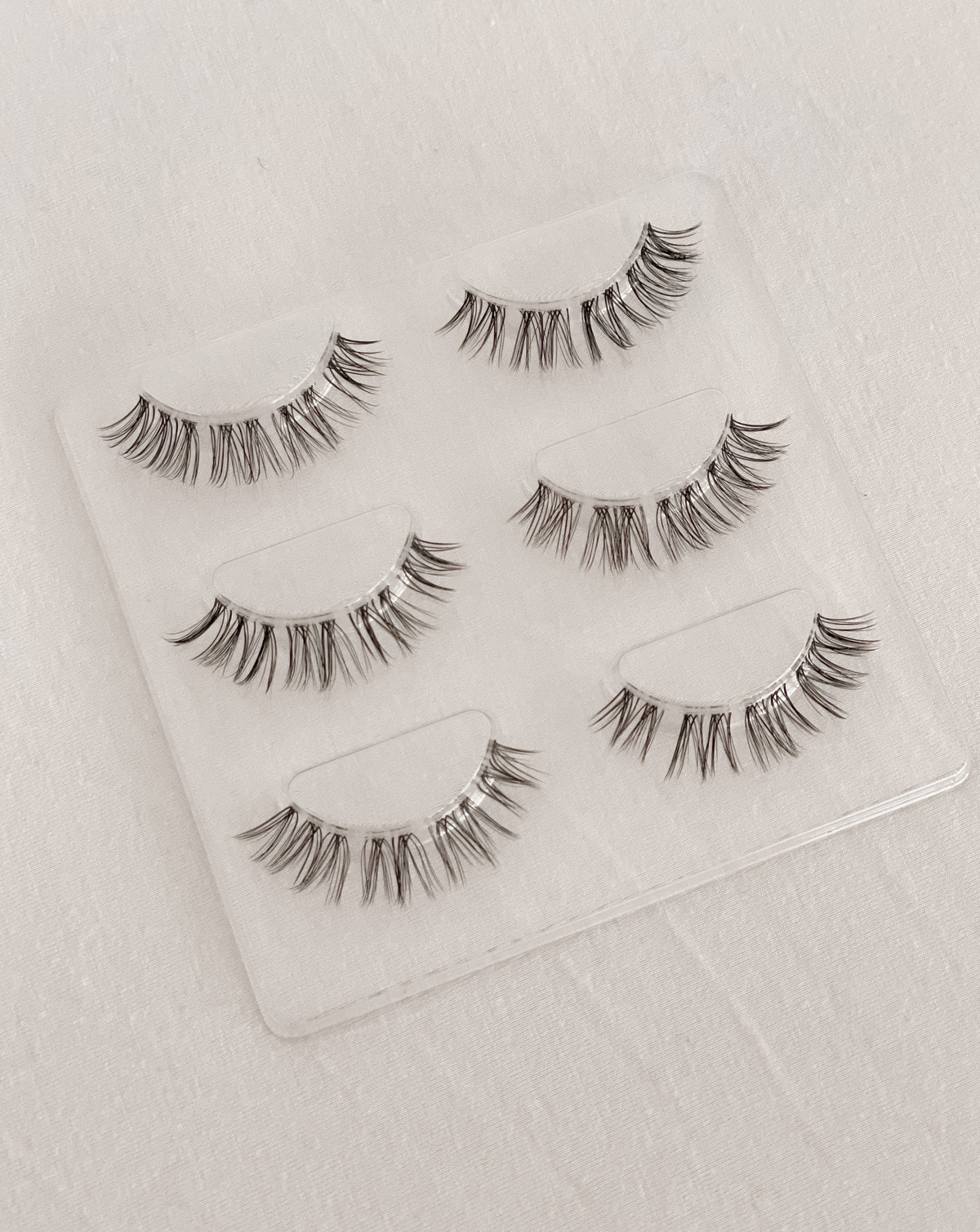 ABOUT US - Wink Kit Lashes