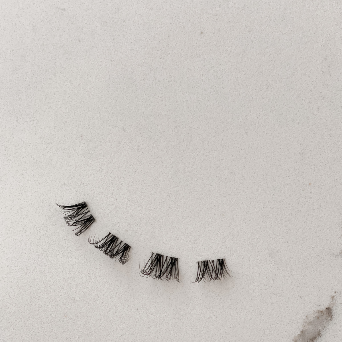 ABOUT US - Wink Kit Lashes